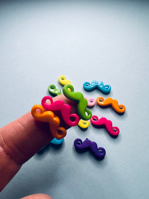 MICRO Miniature Mustache Mini Objects - Bag of 5/10 Mini Mustache - I ...